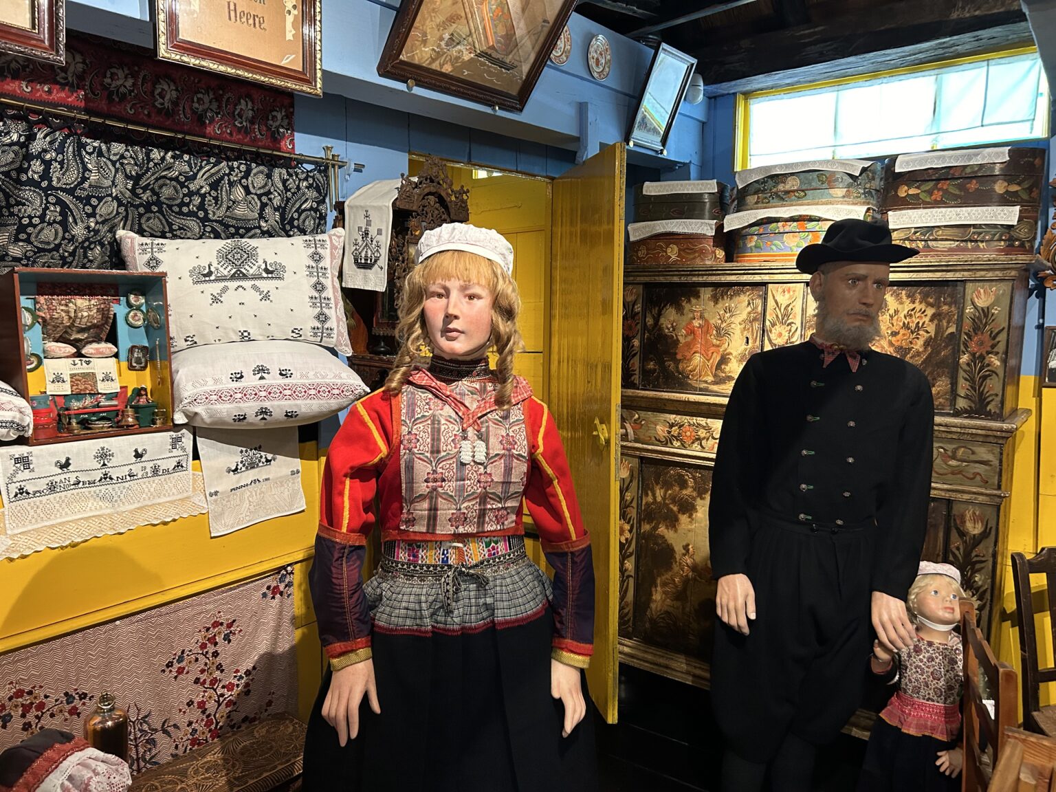 The Ultimate Marken Travel Guide